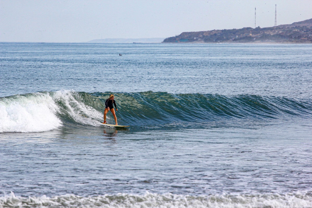Surf Camp Peru | Learn - Stay - Surf | Book your package today!